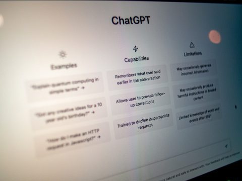 How to learn English with Chat GPT: prompts and tips